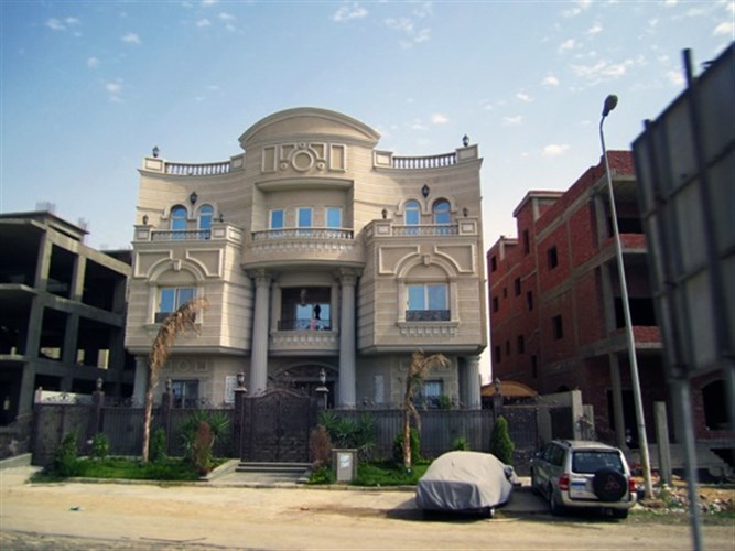 The Road to New Cairo